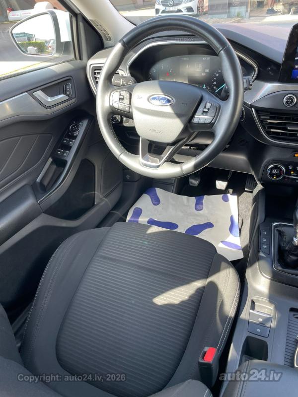 Balts Ford Focus 2019 Tallina, ar dzinēja tilpumu 1.50 L un nobraukumu 170 tūkst. km par 7750 €, foto 10 vietnē AUTOMOTO.COM.LV