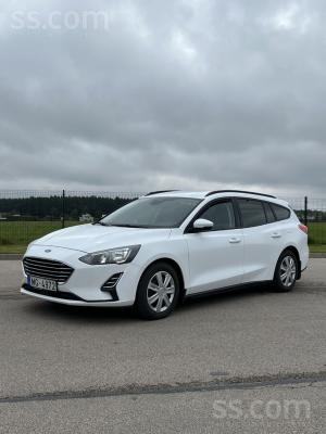 White Ford Focus 2019 in Riga, with an engine capacity of 1.50 L and mileage of 145 thousand km for 7500 €, photo  on AUTOMOTO.COM.LV