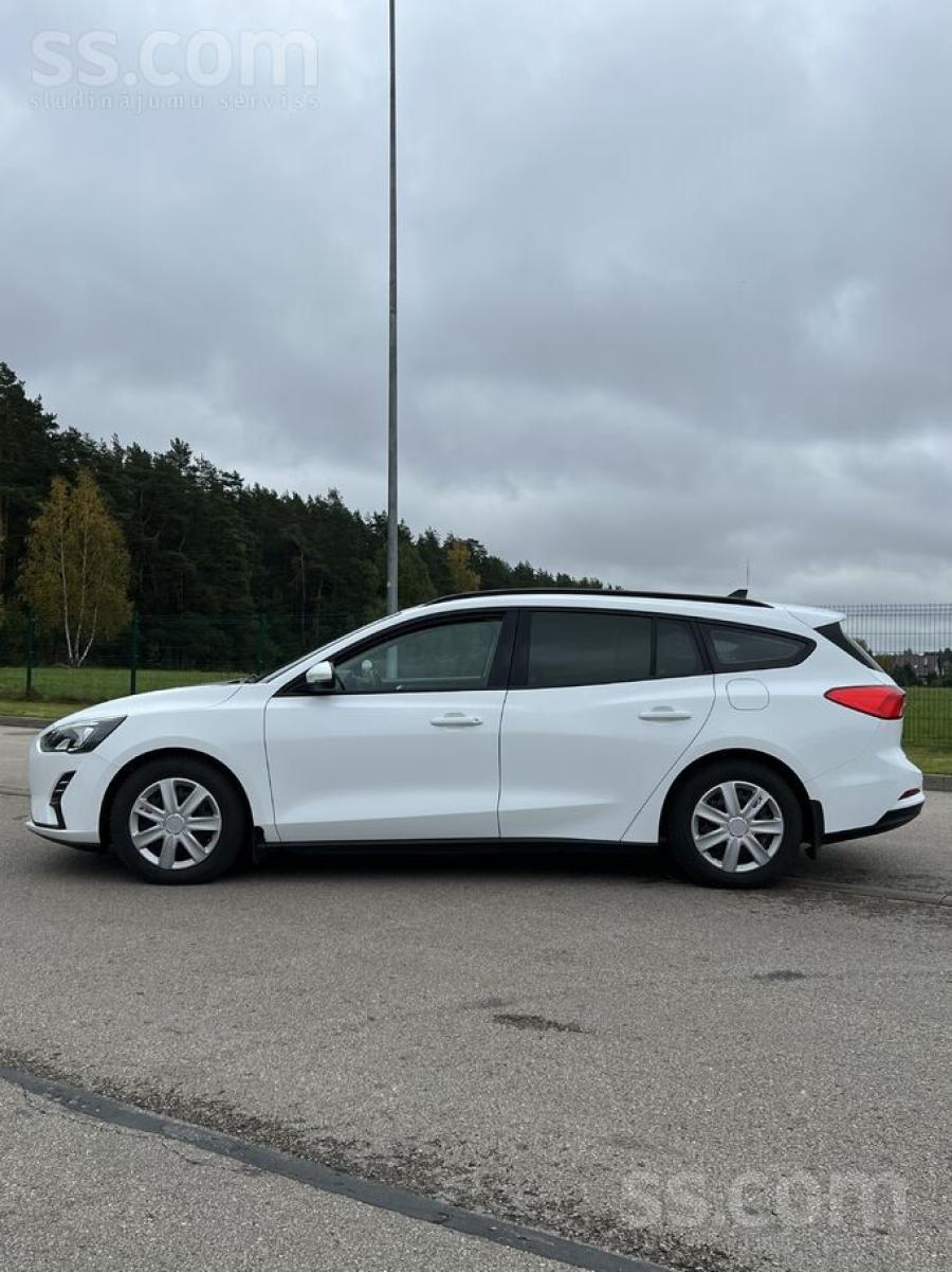 Balts Ford Focus 2019 Rīga, ar dzinēja tilpumu 1.50 L un nobraukumu 145 tūkst. km par 7500 €, foto 3 vietnē AUTOMOTO.COM.LV