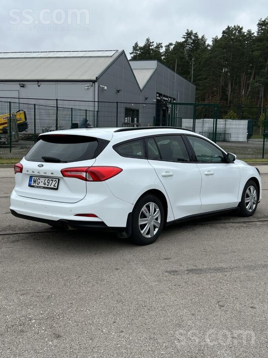 Balts Ford Focus 2019 Rīga, ar dzinēja tilpumu 1.50 L un nobraukumu 145 tūkst. km par 7500 €, foto 6 vietnē AUTOMOTO.COM.LV