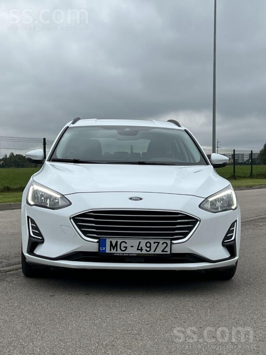 Balts Ford Focus 2019 Rīga, ar dzinēja tilpumu 1.50 L un nobraukumu 145 tūkst. km par 7500 €, foto 9 vietnē AUTOMOTO.COM.LV