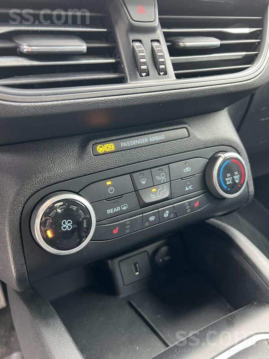 Balts Ford Focus 2019 Rīga, ar dzinēja tilpumu 1.50 L un nobraukumu 145 tūkst. km par 7500 €, foto 15 vietnē AUTOMOTO.COM.LV