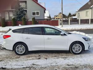 White Ford Focus 2020 in Taurage, with an engine capacity of 1.50 L and mileage of 245 thousand km for 6800 €, photo 6 on AUTOMOTO.COM.LV