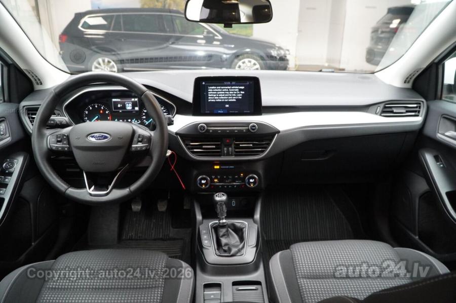 Balts Ford Focus 2020 Tallina, ar dzinēja tilpumu 1.00 L un nobraukumu 85 tūkst. km par 11900 €, foto 12 vietnē AUTOMOTO.COM.LV