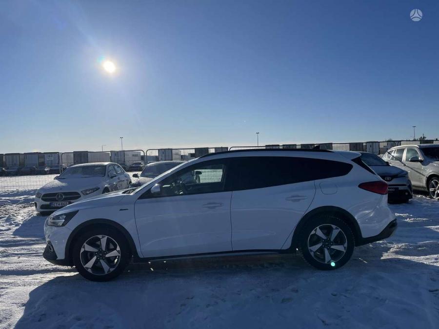 White Ford Focus 2020 in Vilnius, with an engine capacity of 1.00 L and mileage of 114 thousand km for 9200 €, photo 7 on AUTOMOTO.COM.LV