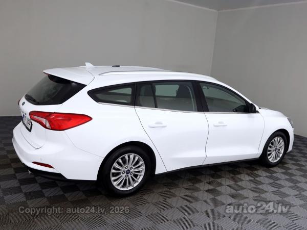 White Ford Focus 2020 in Tallinn, with an engine capacity of 1.50 L and mileage of 203 thousand km for 5499 €, photo 3 on AUTOMOTO.COM.LV