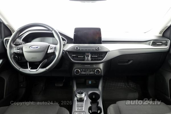 White Ford Focus 2020 in Tallinn, with an engine capacity of 1.50 L and mileage of 203 thousand km for 5499 €, photo 5 on AUTOMOTO.COM.LV