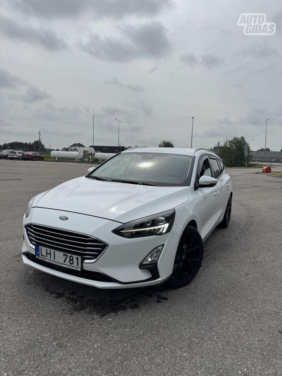 White Ford Focus 2020 in Klaipeda, with an engine capacity of 1.50 L and mileage of 206 thousand km for 5700 €, photo 1 on AUTOMOTO.COM.LV