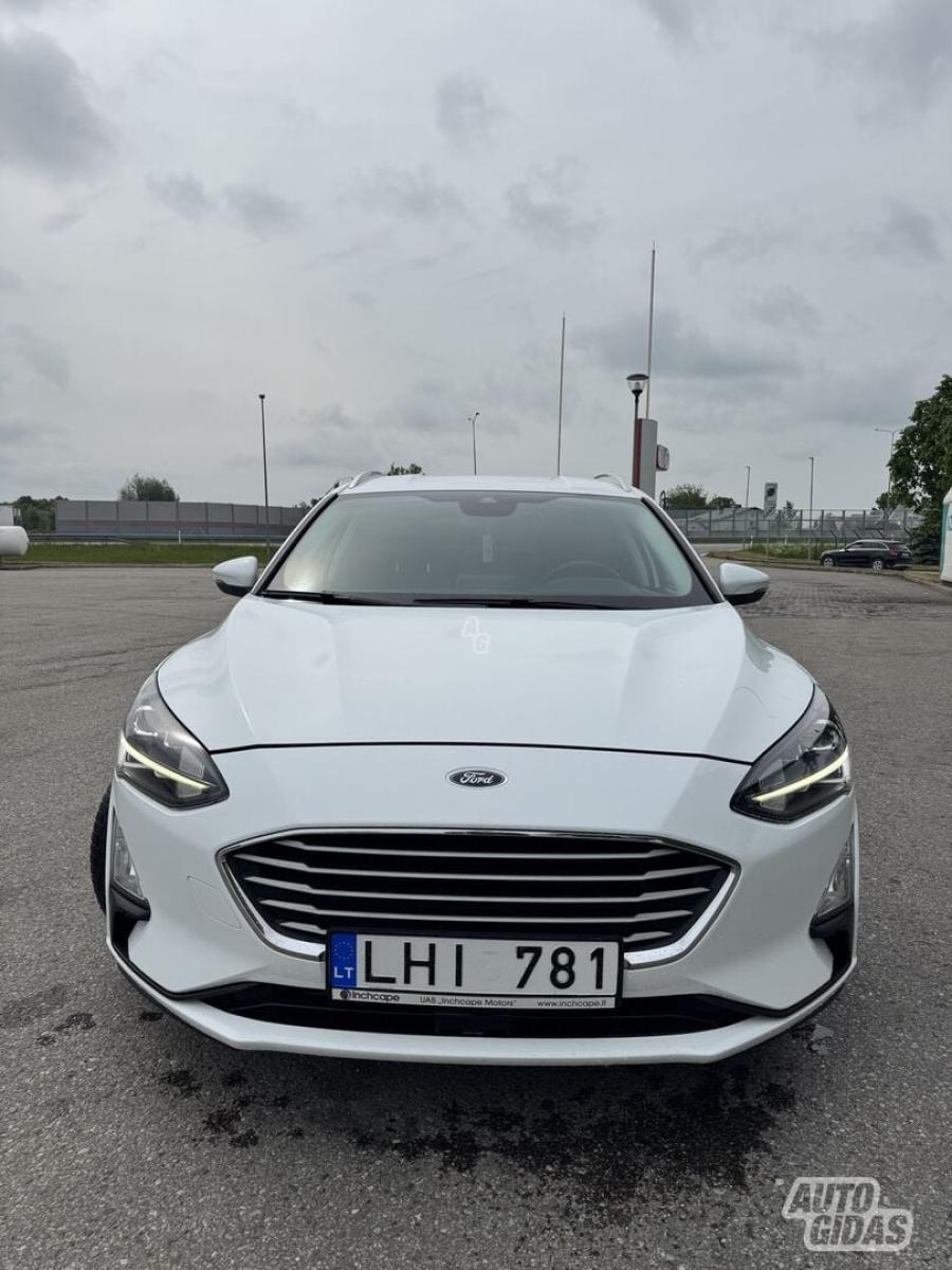 White Ford Focus 2020 in Klaipeda, with an engine capacity of 1.50 L and mileage of 206 thousand km for 5700 €, photo 3 on AUTOMOTO.COM.LV
