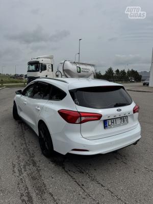 White Ford Focus 2020 in Klaipeda, with an engine capacity of 1.50 L and mileage of 206 thousand km for 5700 €, photo 4 on AUTOMOTO.COM.LV