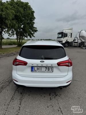 White Ford Focus 2020 in Klaipeda, with an engine capacity of 1.50 L and mileage of 206 thousand km for 5700 €, photo 5 on AUTOMOTO.COM.LV