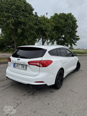 White Ford Focus 2020 in Klaipeda, with an engine capacity of 1.50 L and mileage of 206 thousand km for 5700 €, photo 6 on AUTOMOTO.COM.LV