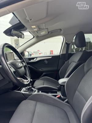 White Ford Focus 2020 in Klaipeda, with an engine capacity of 1.50 L and mileage of 206 thousand km for 5700 €, photo 9 on AUTOMOTO.COM.LV