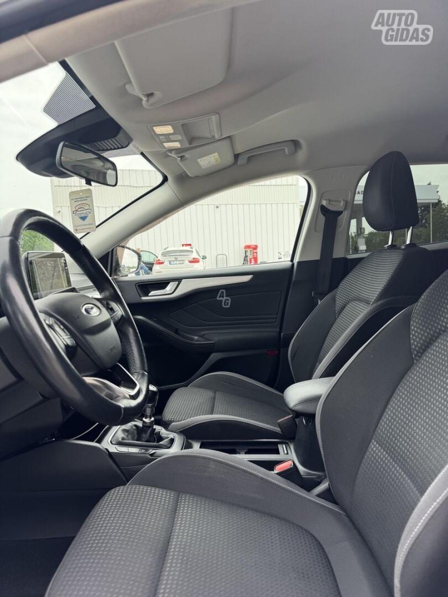 White Ford Focus 2020 in Klaipeda, with an engine capacity of 1.50 L and mileage of 206 thousand km for 5700 €, photo 9 on AUTOMOTO.COM.LV