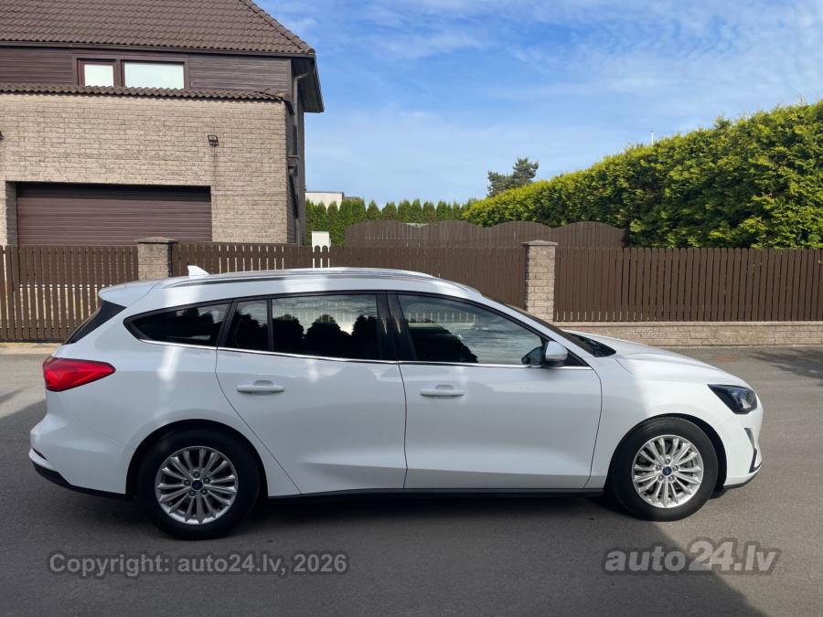 Balts Ford Focus 2020 Tallina, ar dzinēja tilpumu 1.50 L un nobraukumu 203 tūkst. km par 8990 €, foto 7 vietnē AUTOMOTO.COM.LV