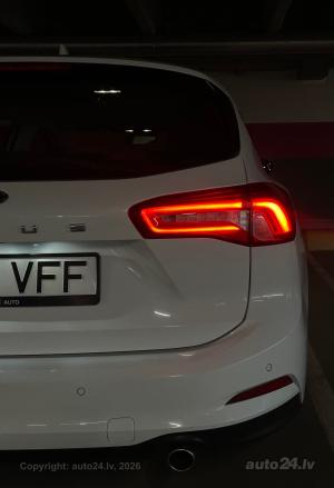 Balts Ford Focus 2020 Tallina, ar dzinēja tilpumu 1.50 L un nobraukumu 203 tūkst. km par 8990 €, foto 19 vietnē AUTOMOTO.COM.LV