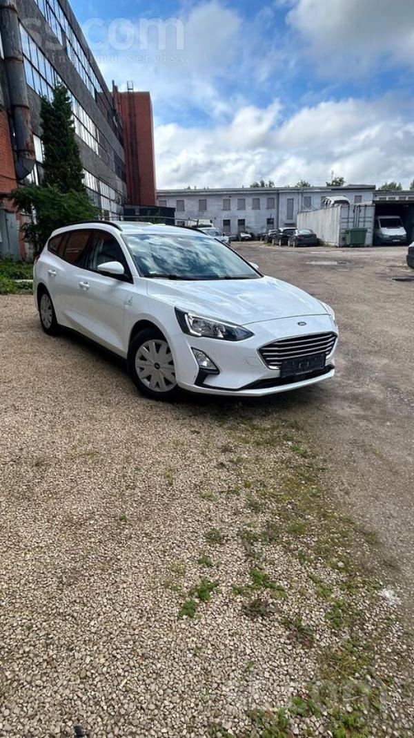 Balts Ford Focus 2020 Rīga, ar dzinēja tilpumu 1.50 L un nobraukumu 259 tūkst. km par 6800 €, foto 1 vietnē AUTOMOTO.COM.LV