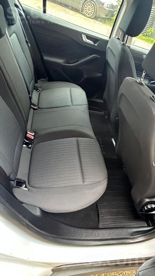 Balts Ford Focus 2020 Rīga, ar dzinēja tilpumu 1.50 L un nobraukumu 259 tūkst. km par 6800 €, foto 9 vietnē AUTOMOTO.COM.LV