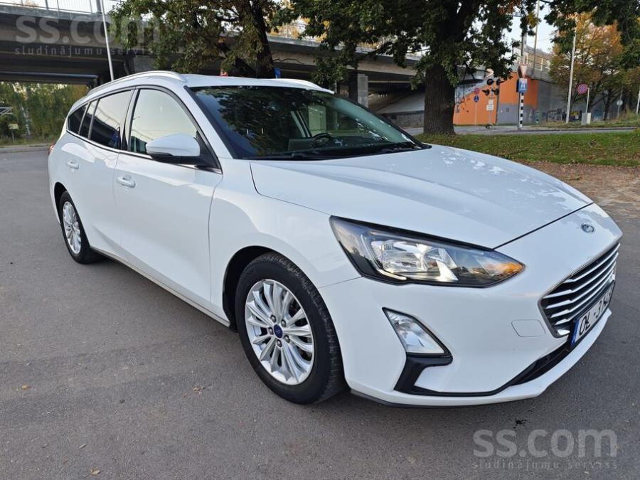 Balts Ford Focus 2020 Rīga, ar dzinēja tilpumu 1.50 L un nobraukumu 280 tūkst. km par 5900 €, foto 3 vietnē AUTOMOTO.COM.LV