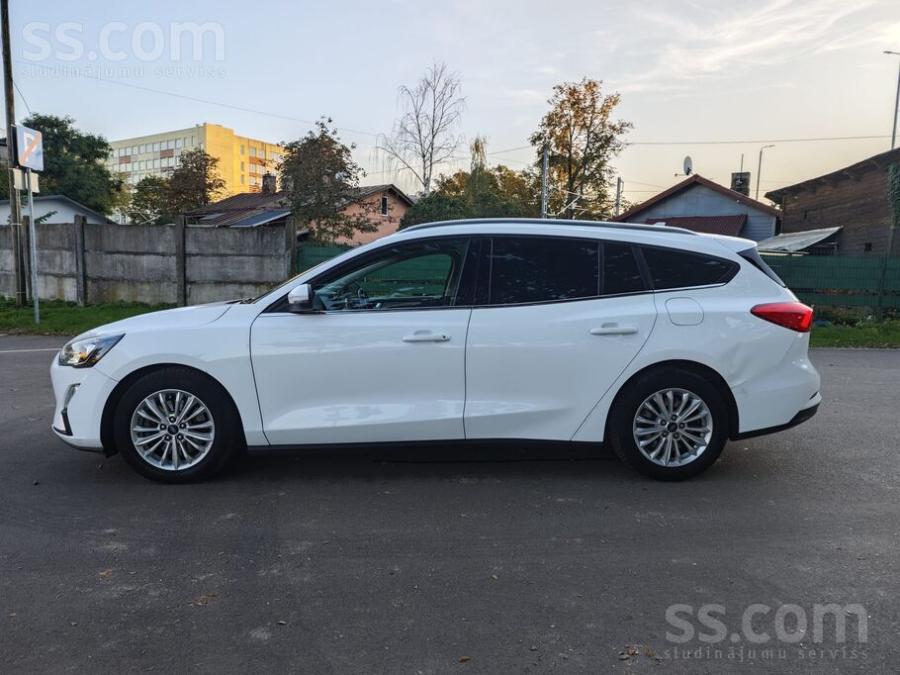 Balts Ford Focus 2020 Rīga, ar dzinēja tilpumu 1.50 L un nobraukumu 280 tūkst. km par 5900 €, foto 8 vietnē AUTOMOTO.COM.LV