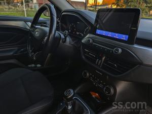 Balts Ford Focus 2020 Rīga, ar dzinēja tilpumu 1.50 L un nobraukumu 280 tūkst. km par 5900 €, foto 10 vietnē AUTOMOTO.COM.LV