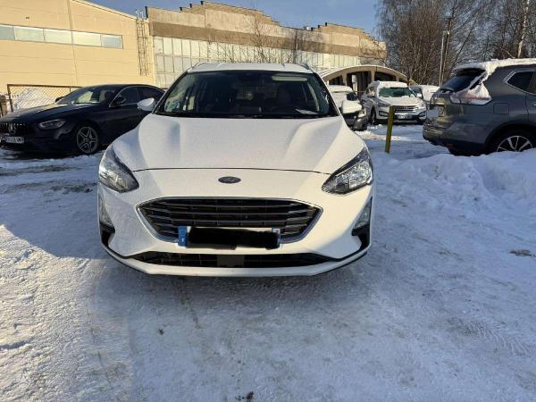Balts Ford Focus 2021 Tauragė, ar dzinēja tilpumu 1.50 L un nobraukumu 171 tūkst. km par 7600 €, foto 2 vietnē AUTOMOTO.COM.LV