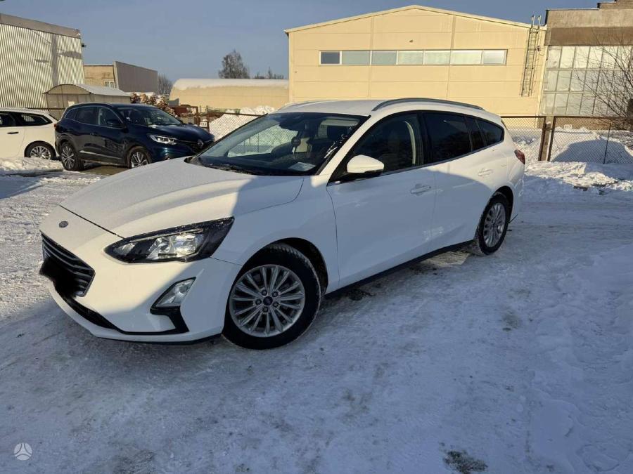 White Ford Focus 2021 in Taurage, with an engine capacity of 1.50 L and mileage of 171 thousand km for 7600 €, photo 3 on AUTOMOTO.COM.LV