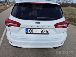 White Ford Focus 2021 in Riga, with an engine capacity of 1.50 L and mileage of 195 thousand km for 8500 €, photo 6 on AUTOMOTO.COM.LV