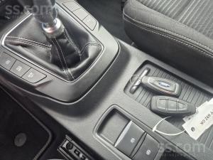 White Ford Focus 2021 in Riga, with an engine capacity of 1.50 L and mileage of 195 thousand km for 8500 €, photo 17 on AUTOMOTO.COM.LV