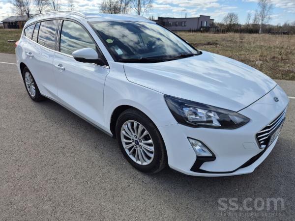 White Ford Focus 2021 in Riga, with an engine capacity of 1.50 L and mileage of 195 thousand km for 8500 €, photo 2 on AUTOMOTO.COM.LV