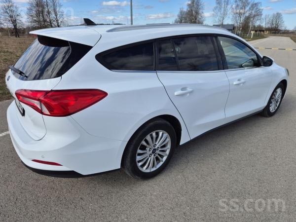 White Ford Focus 2021 in Riga, with an engine capacity of 1.50 L and mileage of 195 thousand km for 8500 €, photo 3 on AUTOMOTO.COM.LV