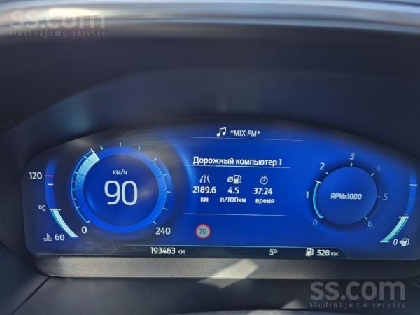 White Ford Focus 2021 in Riga, with an engine capacity of 1.50 L and mileage of 195 thousand km for 8500 €, photo 6 on AUTOMOTO.COM.LV