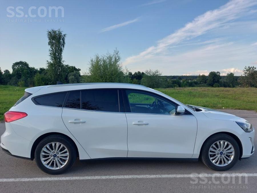 Balts Ford Focus 2021 Rīga, ar dzinēja tilpumu 1.50 L un nobraukumu 195 tūkst. km par 7100 €, foto 1 vietnē AUTOMOTO.COM.LV