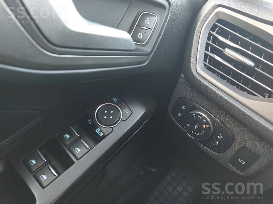 Balts Ford Focus 2021 Rīga, ar dzinēja tilpumu 1.50 L un nobraukumu 195 tūkst. km par 7100 €, foto 18 vietnē AUTOMOTO.COM.LV