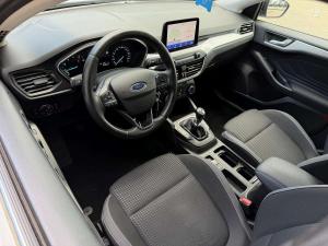White Ford Focus 2021 in Kaunas, with an engine capacity of 1.00 L and mileage of 199 thousand km for 7200 €, photo 6 on AUTOMOTO.COM.LV