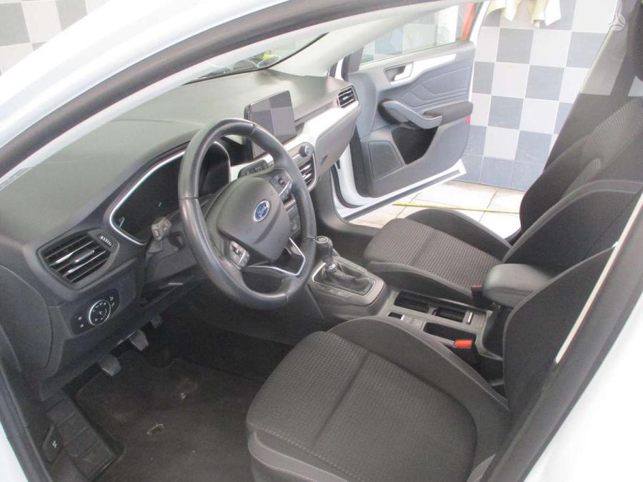 Balts Ford Focus 2021 Viļņa, ar dzinēja tilpumu 1.00 L un nobraukumu 270 tūkst. km par 12350 €, foto 18 vietnē AUTOMOTO.COM.LV