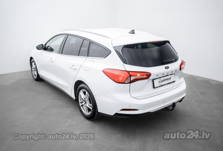 White Ford Focus 2022 in Tallinn, with an engine capacity of 1.00 L and mileage of 145 thousand km for 11999 €, photo 7 on AUTOMOTO.COM.LV