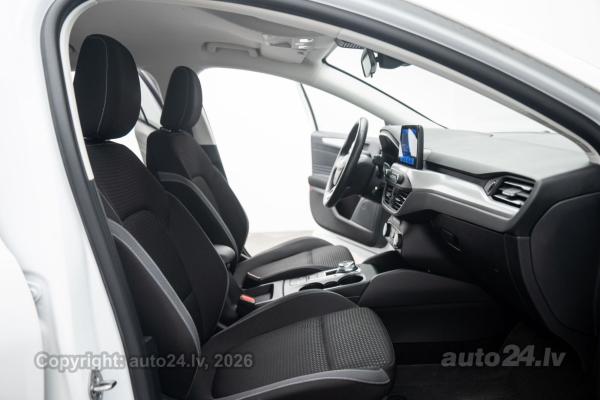 Balts Ford Focus 2022 Tallina, ar dzinēja tilpumu 1.00 L un nobraukumu 145 tūkst. km par 11999 €, foto 10 vietnē AUTOMOTO.COM.LV