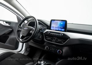 White Ford Focus 2022 in Tallinn, with an engine capacity of 1.00 L and mileage of 145 thousand km for 11999 €, photo 12 on AUTOMOTO.COM.LV
