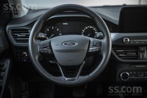 White Ford Focus 2022 in Riga, with an engine capacity of 1.50 L and mileage of 176 thousand km for 11990 €, photo 18 on AUTOMOTO.COM.LV