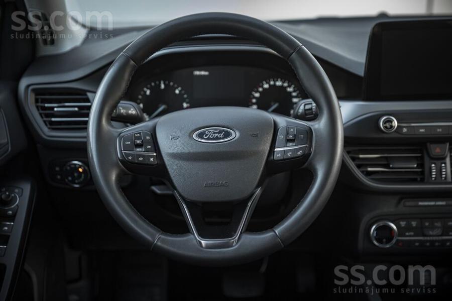 White Ford Focus 2022 in Riga, with an engine capacity of 1.50 L and mileage of 176 thousand km for 11990 €, photo 18 on AUTOMOTO.COM.LV