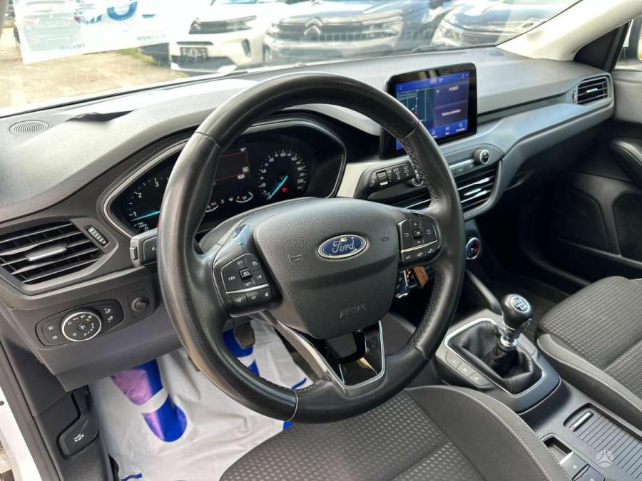 White Ford Focus 2022 in Vilnius, with an engine capacity of 1.50 L and mileage of 192 thousand km for 9850 €, photo 10 on AUTOMOTO.COM.LV