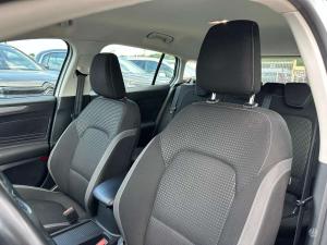 White Ford Focus 2022 in Vilnius, with an engine capacity of 1.50 L and mileage of 192 thousand km for 9850 €, photo 14 on AUTOMOTO.COM.LV
