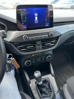 White Ford Focus 2022 in Vilnius, with an engine capacity of 1.50 L and mileage of 192 thousand km for 9850 €, photo 17 on AUTOMOTO.COM.LV
