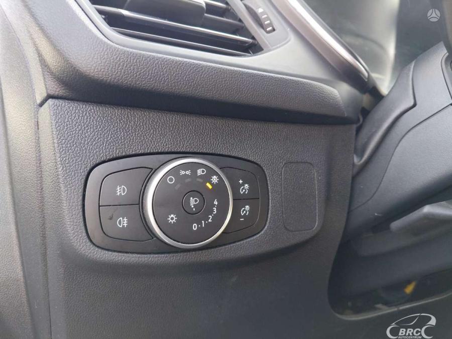 White Ford Focus 2022 in Vilnius, with an engine capacity of 1.00 L and mileage of 117 thousand km for 9900 €, photo 18 on AUTOMOTO.COM.LV