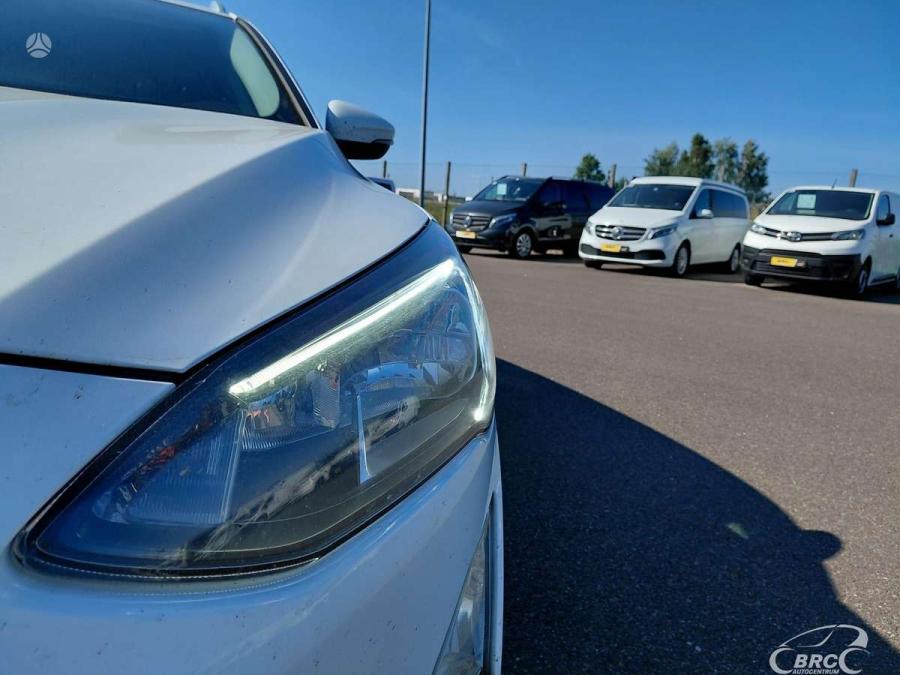 White Ford Focus 2022 in Vilnius, with an engine capacity of 1.00 L and mileage of 117 thousand km for 9900 €, photo 29 on AUTOMOTO.COM.LV