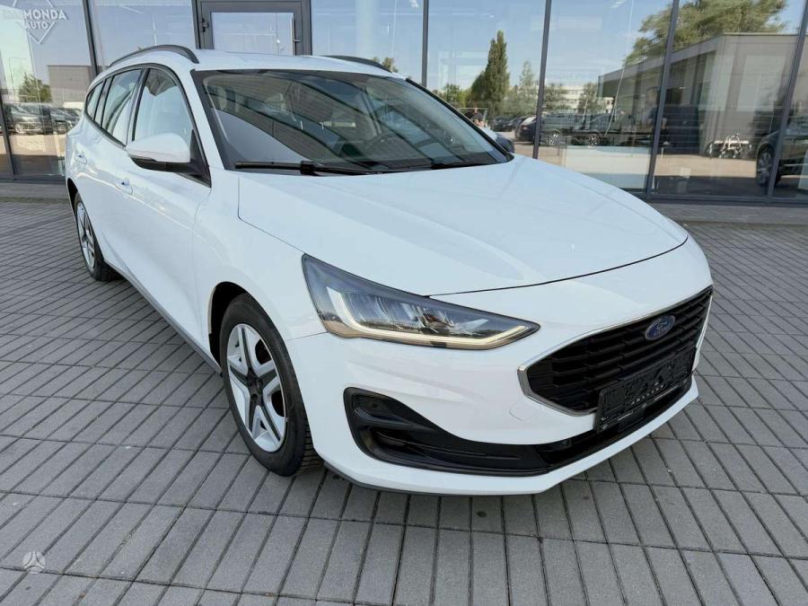 Белый Форд Фокус 2022 в Каунас, объемом двигателя 1.00 л и пробегом 120 тыс. км за 9900 €, фото 3 на AUTOMOTO.COM.LV