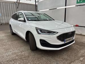 White Ford Focus 2023 in Vilnius, with an engine capacity of 1.00 L and mileage of 169 thousand km for 10769 €, photo 5 on AUTOMOTO.COM.LV