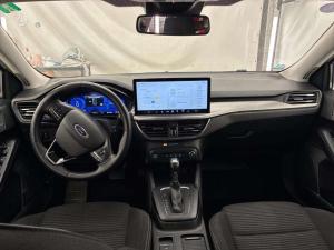 White Ford Focus 2023 in Vilnius, with an engine capacity of 1.00 L and mileage of 169 thousand km for 10769 €, photo 6 on AUTOMOTO.COM.LV