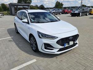 White Ford Focus 2023 in Taurage, with an engine capacity of 1.00 L and mileage of 220 thousand km for 7900 €, photo 3 on AUTOMOTO.COM.LV